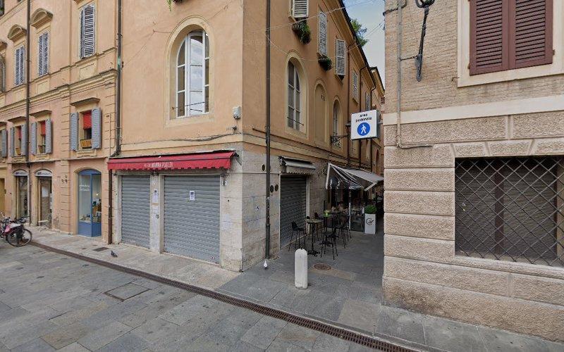 Fratelli Ferrari Di Ferrari Giorgio E Bellei Claudia S.N.C. - Angoli Verdi